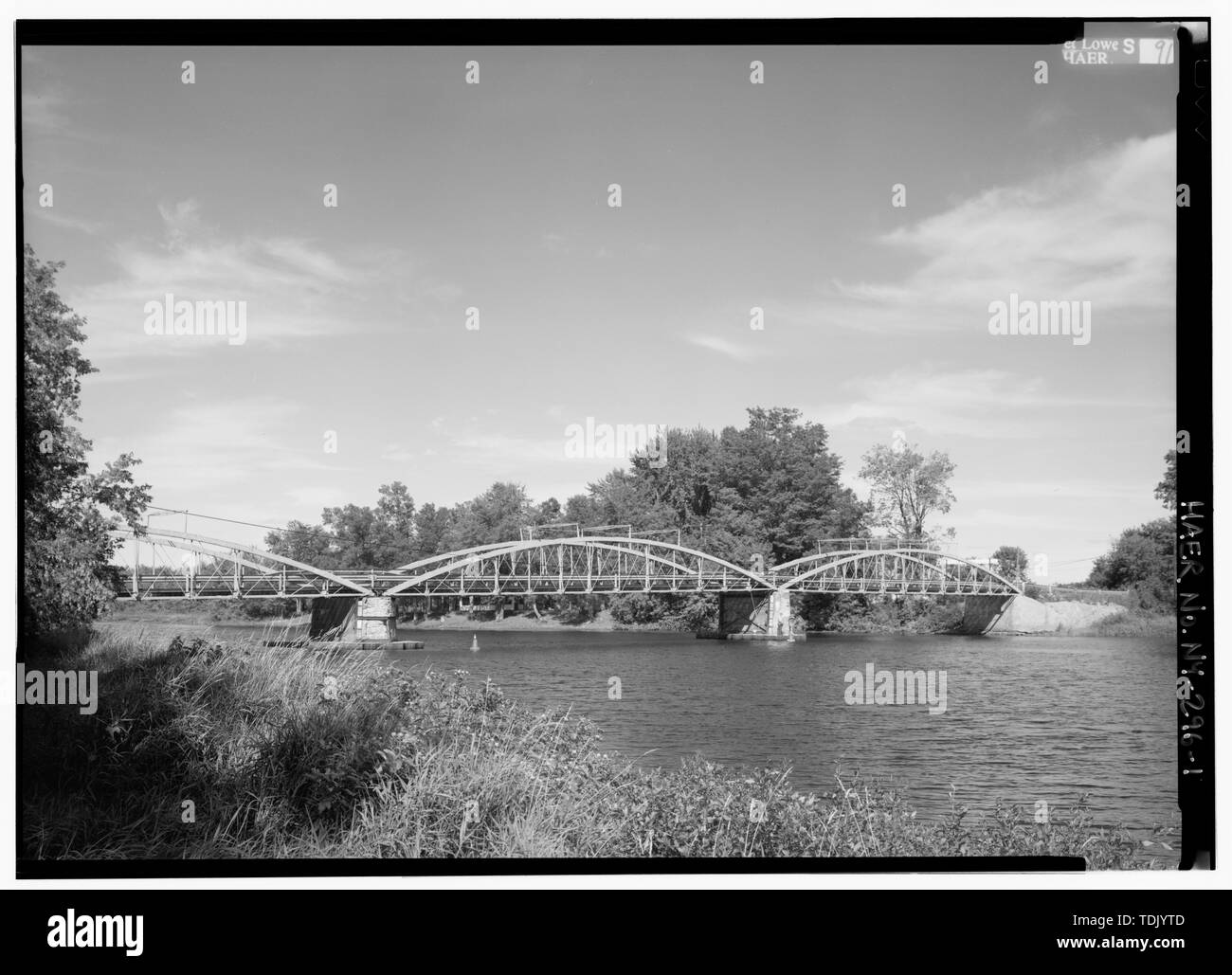 OBLIQUE PERSPECTIVE FROM SOUTH. - Spile Bridge Road Bridge, Spanning ...