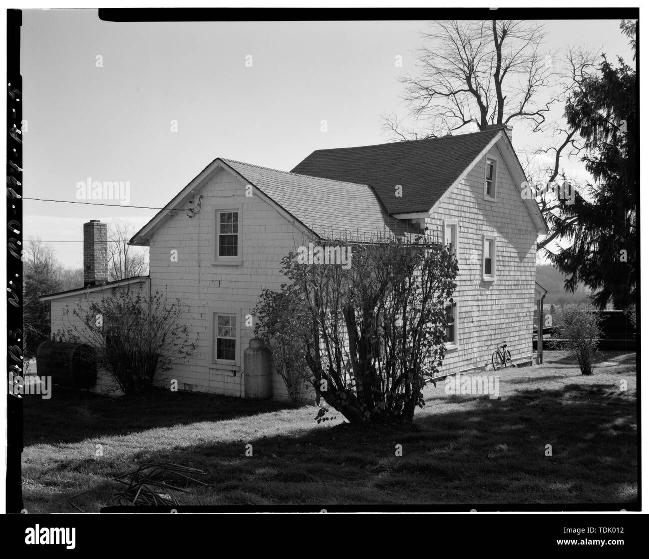 OBLIQUE REAR VIEW OF TENANT HOUSE, VIEW TO SOUTH-SOUTHWEST - Blendon ...