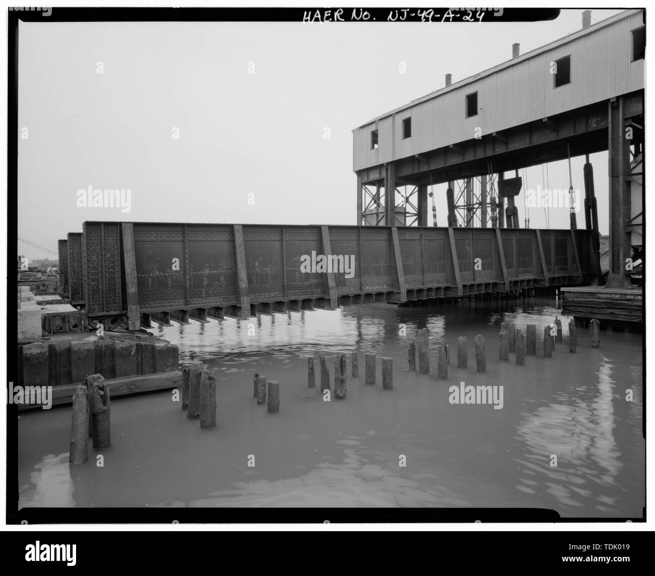 Plate girder bridge hi-res stock photography and images - Alamy