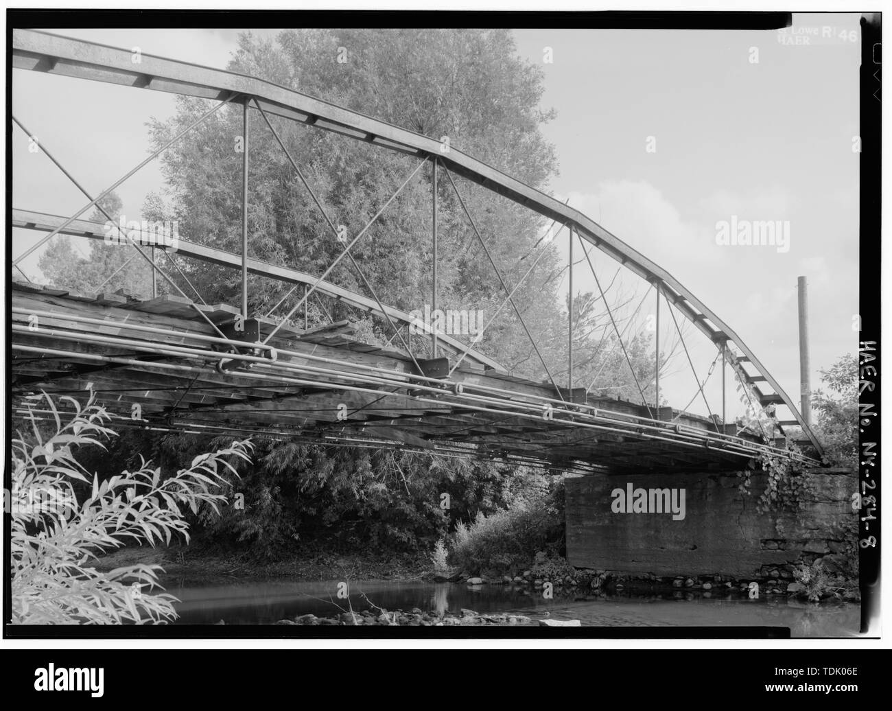 OBLIQUE VIEW LOOKING SOUTHEAST FROM STREAM LEVEL. - Ehrmanteraut Farm ...