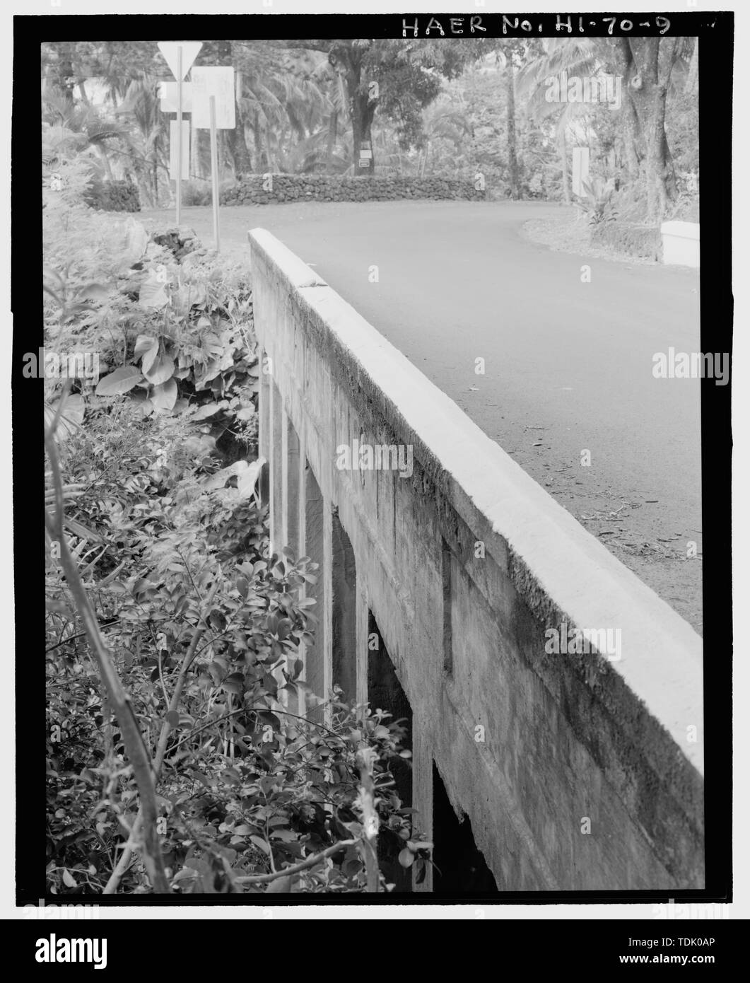 Hana highway maui bridge hi-res stock photography and images - Alamy