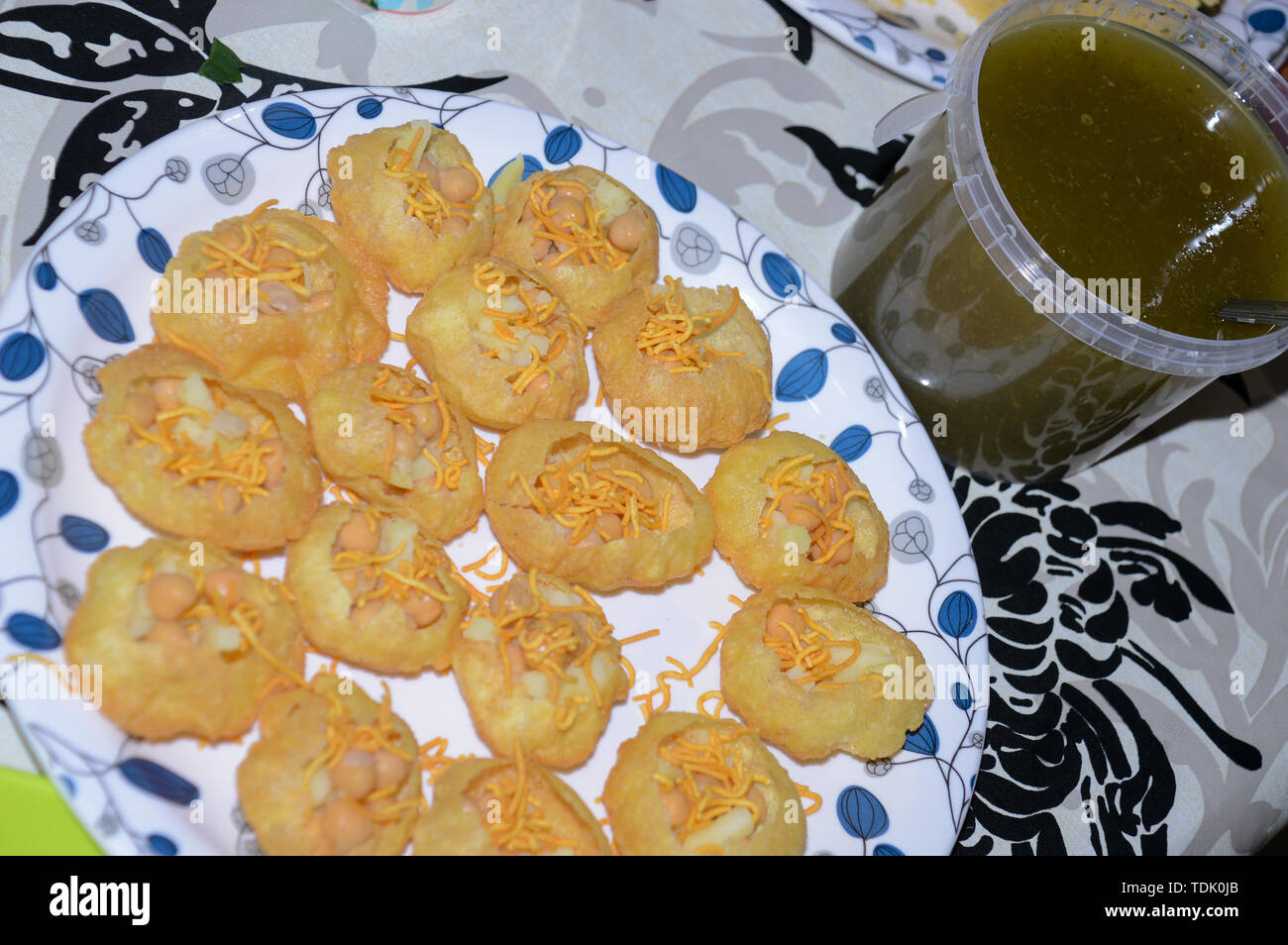 Pani puri street food hi-res stock photography and images - Alamy