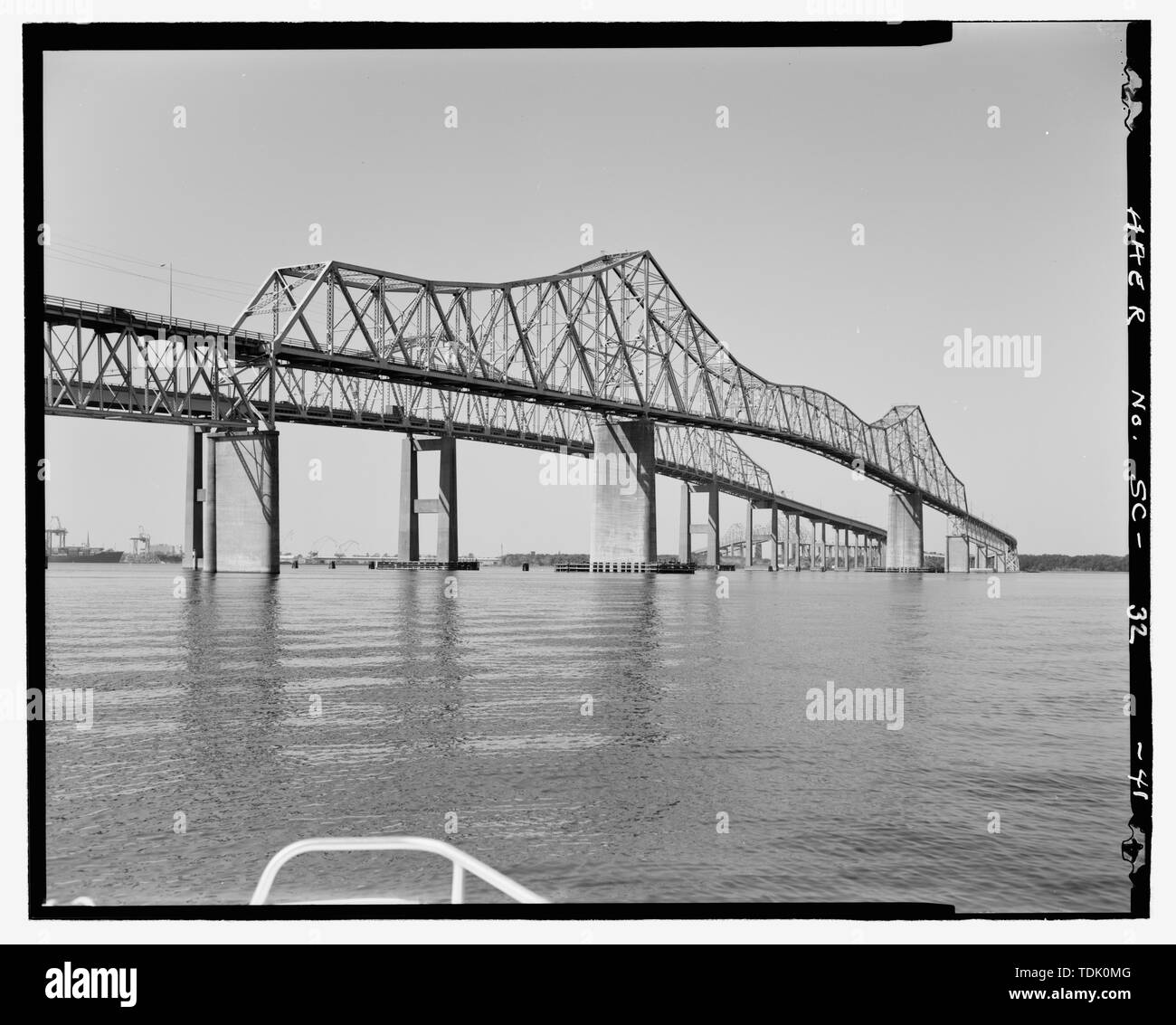 OBLIQUE VIEW OF NORTH SIDE OF COOPER RIVER SPAN WITH PEARMAN BRIDGE AND ...