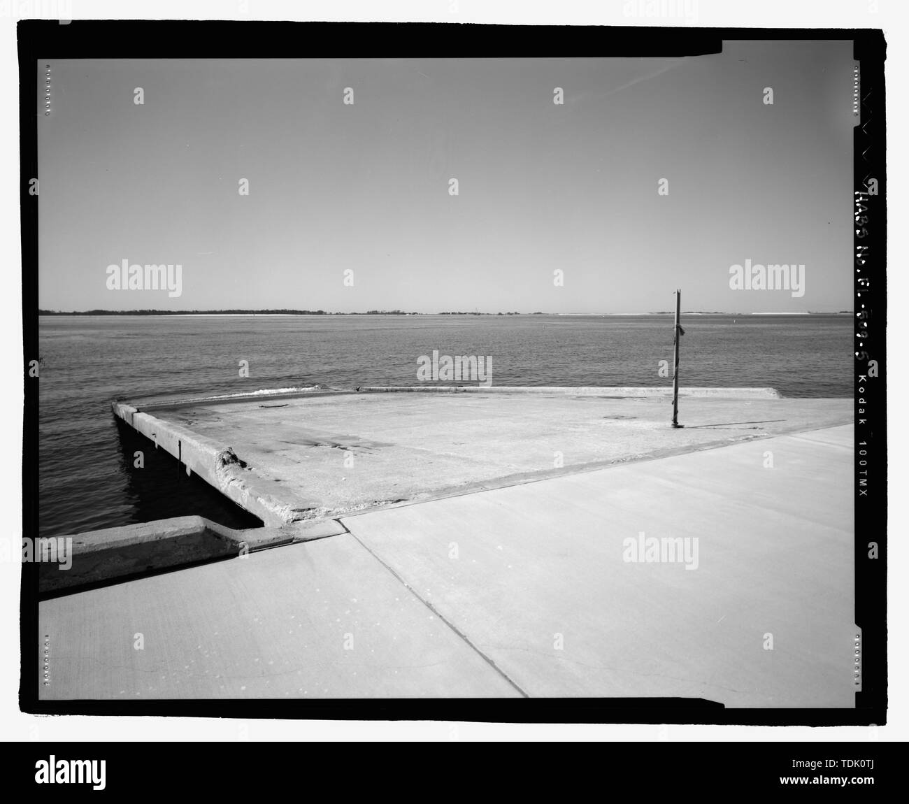 OBLIQUE VIEW OF RAMP FACING SOUTHEAST - U.S. Naval Air Station, Sea ...