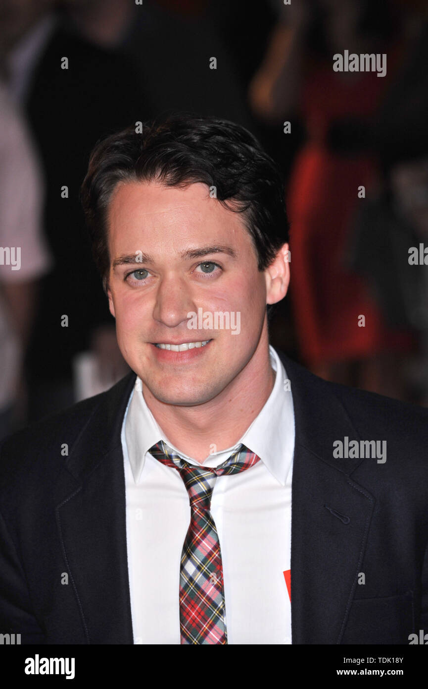 LOS ANGELES, CA. December 11, 2008: TR Knight at the premiere of ...