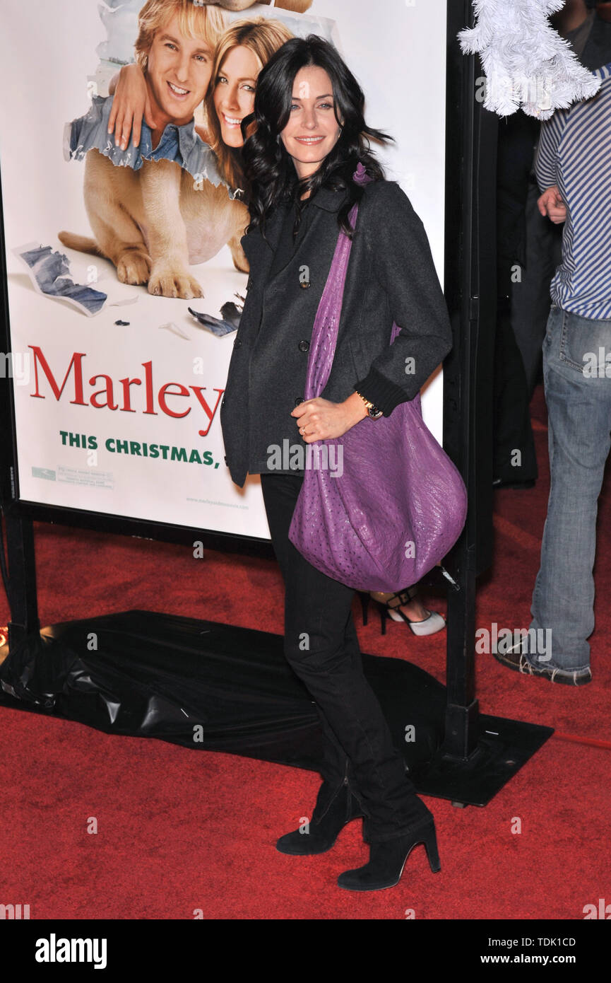 LOS ANGELES, CA. December 11, 2008: Courteney Cox at the premiere of ...