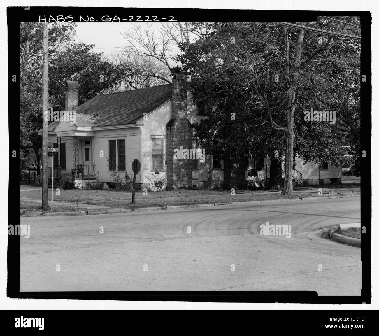OBLIQUE VIEW, FACING EAST. - Ambrose R. Wright House, 702 Green Street ...