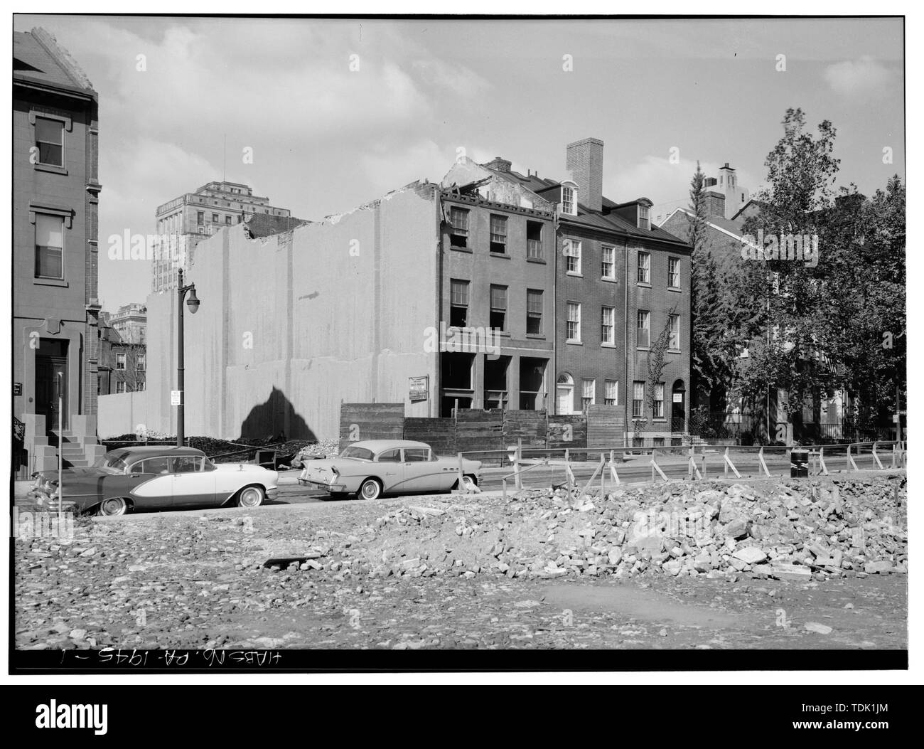 OBLIQUE VIEW, FRONT AND SIDE ELEVATIONS - 252 South Third Street (House ...