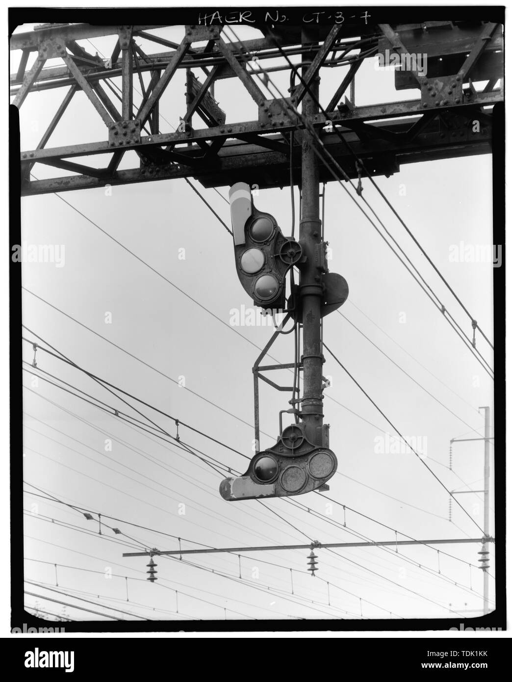 OBLIQUE VIEW, HOME SIGNAL, WESTBOUND ON CATENARY BRIDGE 518 - New York ...