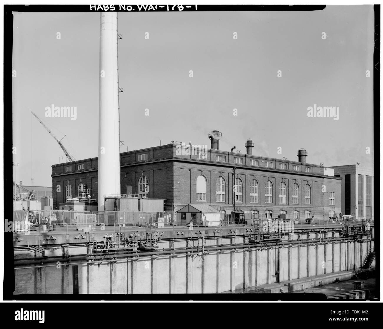 Puget sound naval shipyard Black and White Stock Photos & Images - Alamy