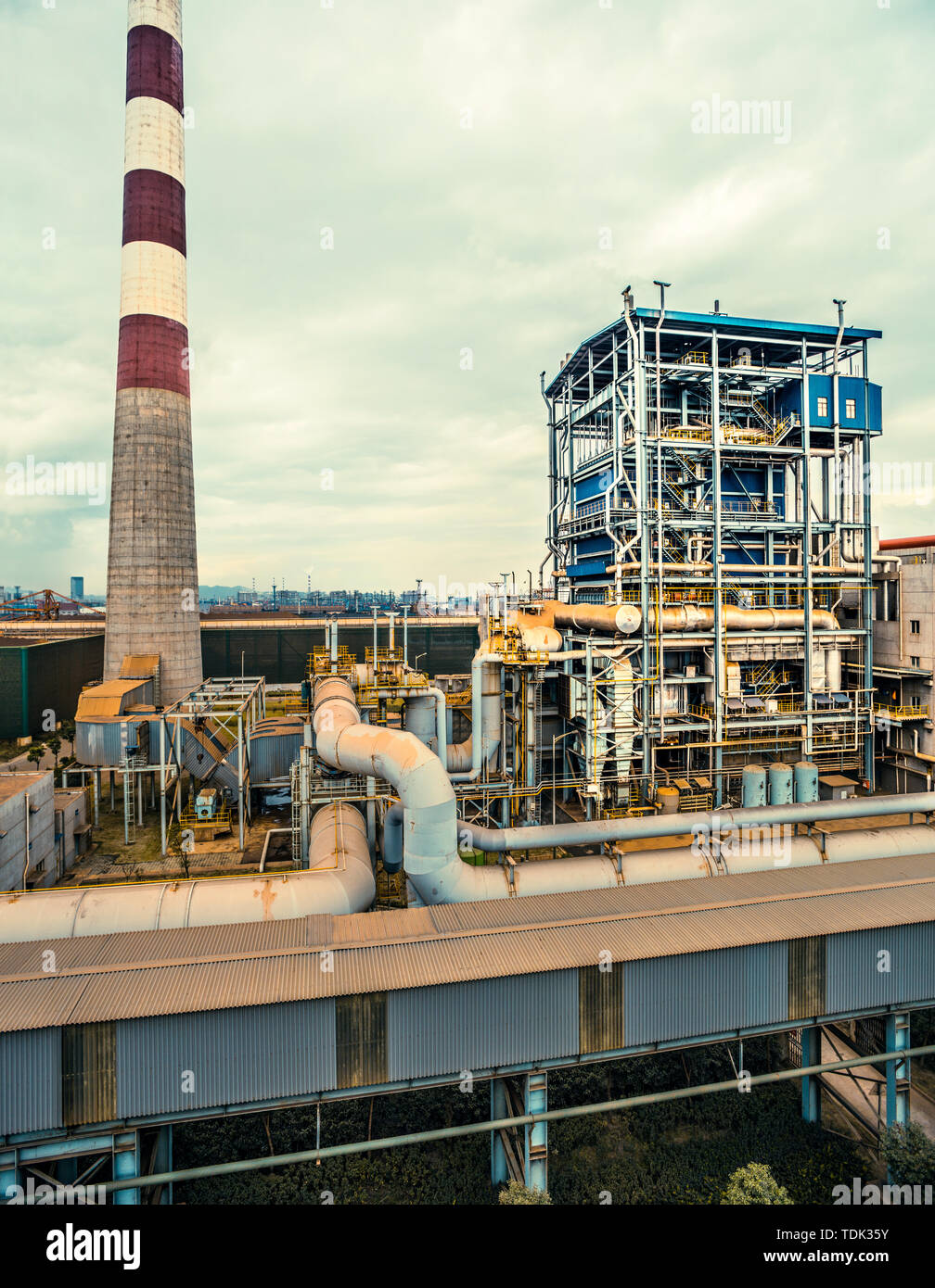 Chemistry factory hi-res stock photography and images - Alamy