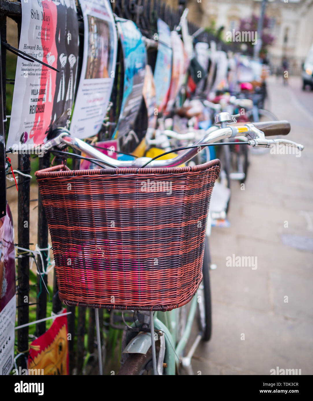 Line of bikes parked up in Cambridge Stock Photo - Alamy