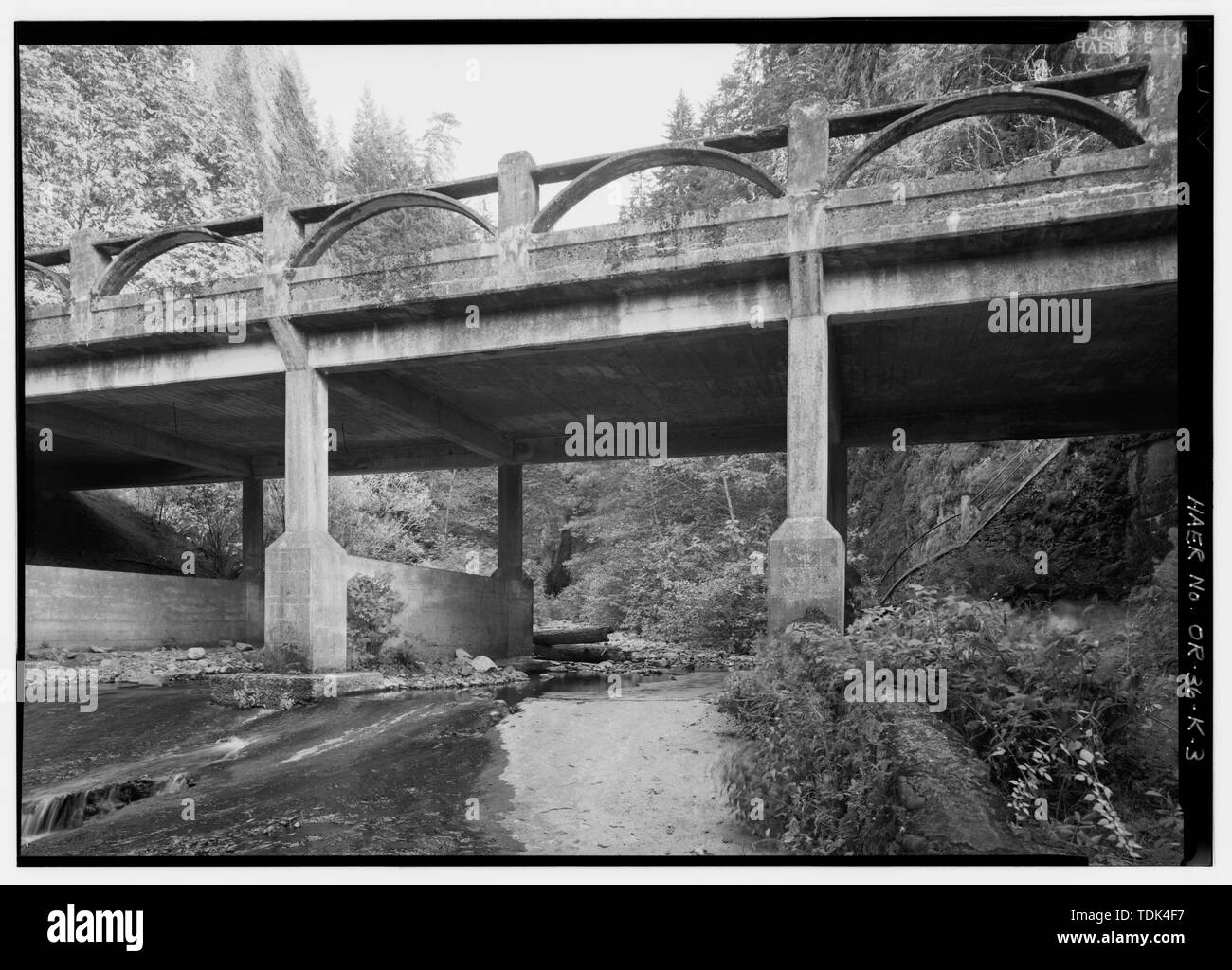 ONEONTA GORGE CREEK BRIDGE LOOKING SOUTH FROM CREEK LEVEL. - Historic ...