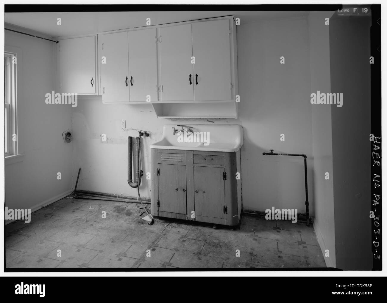 ORIGINAL KITCHEN UNIT BEFORE REMODELING, APARTMENT 15-C, FOUR-ROOM UNIT ... ORIGINAL KITCHEN UNIT BEFORE REMODELING, APARTMENT 15-C, FOUR-ROOM UNIT ...