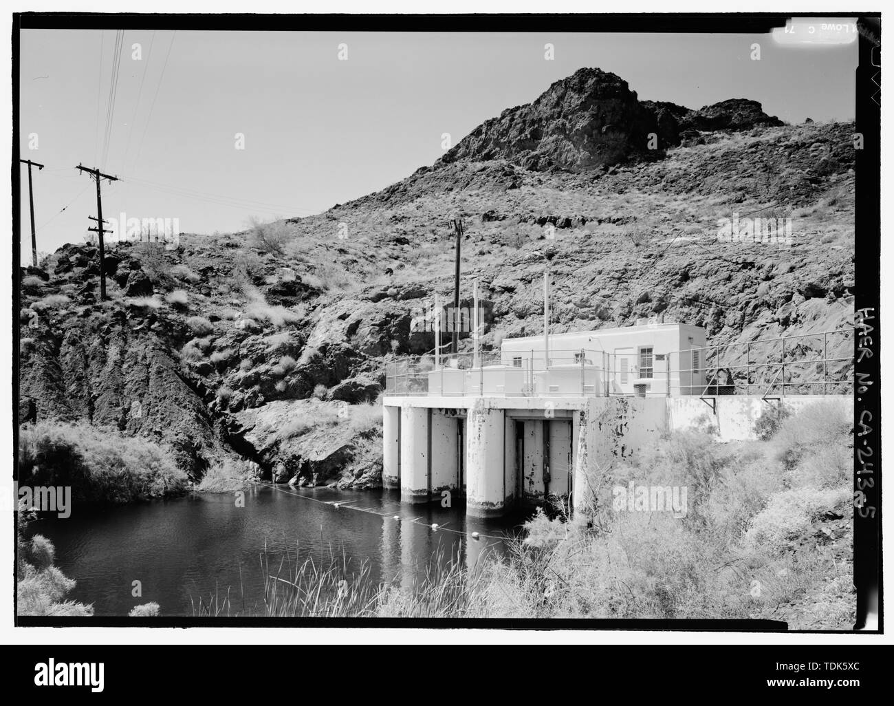 Copper basin Black and White Stock Photos & Images - Alamy
