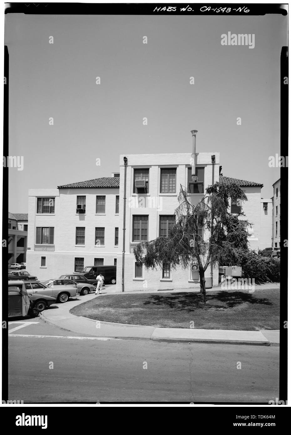 OVERALL EAST SIDE - U.S. Naval Hospital, Contagious Ward, Park ...