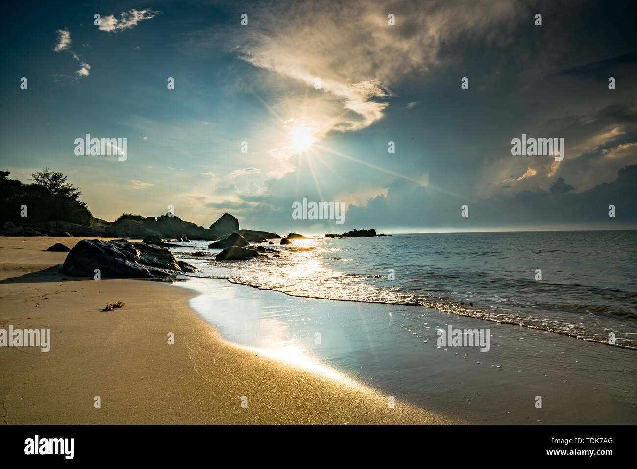 Beach, ocean, sea, magnificent sky, material, background blue blue ...