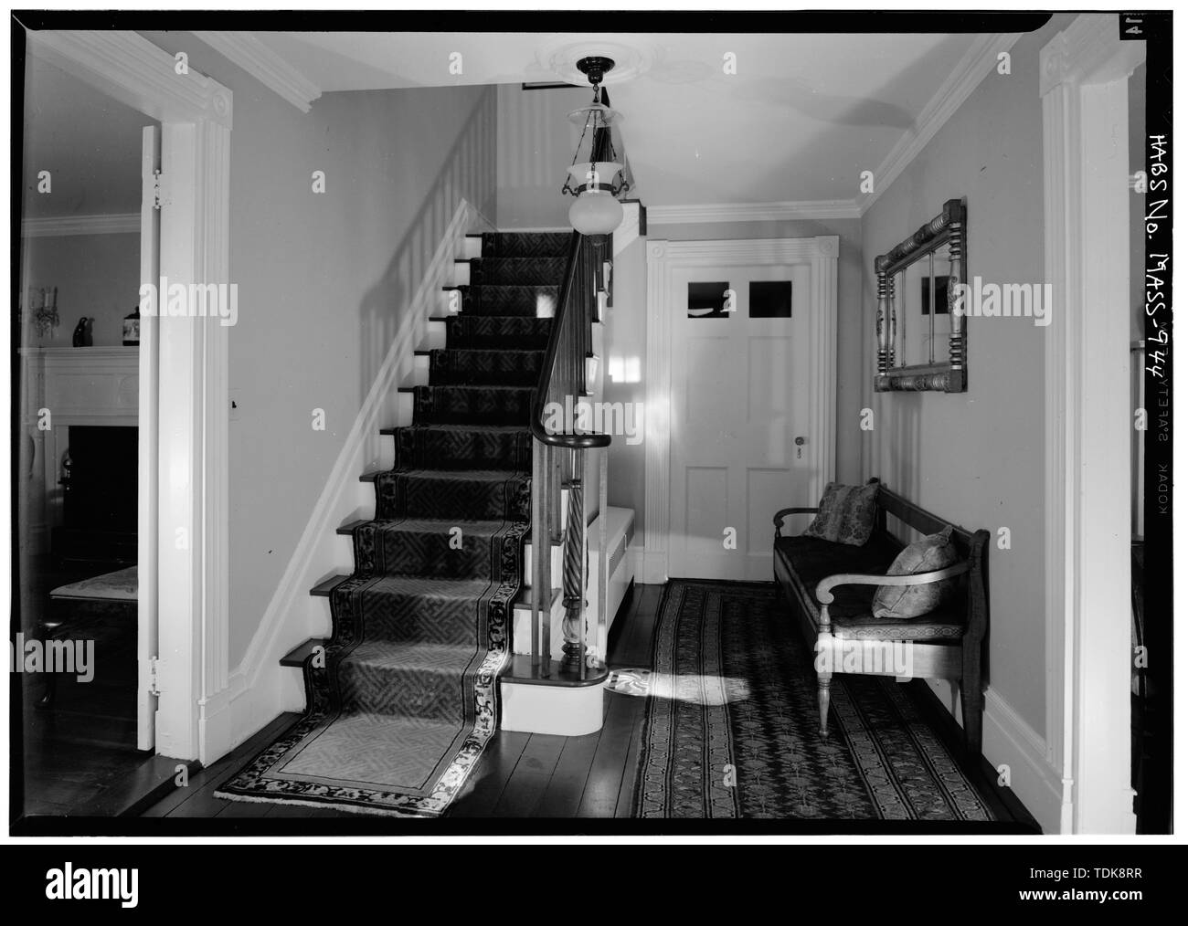 October 1969 FRONT ENTRANCE DOORWAY AND FENCE - Swain-Macy House, 99 ...