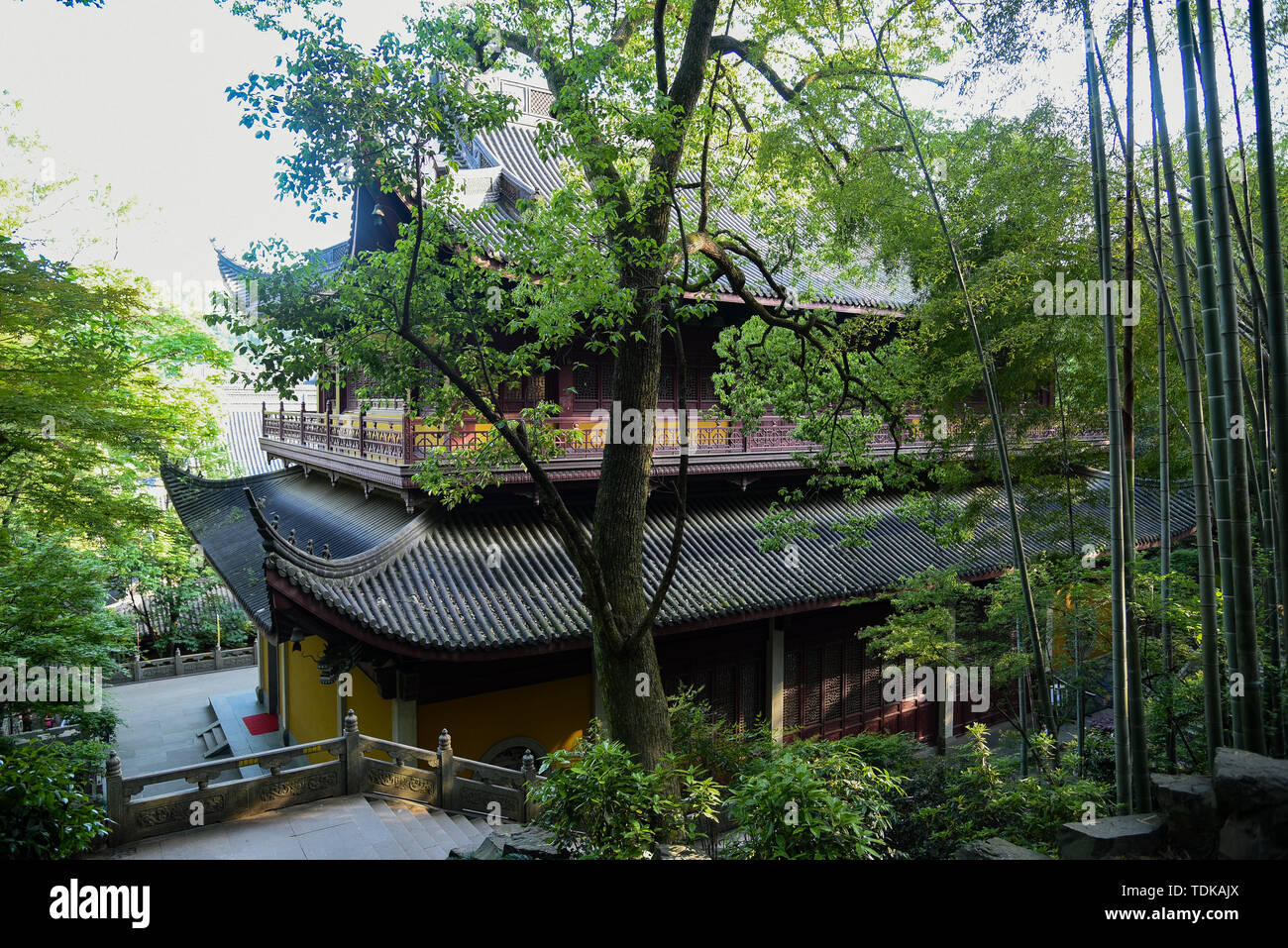 Lingyin Temple, Buddhism, architecture Stock Photo - Alamy