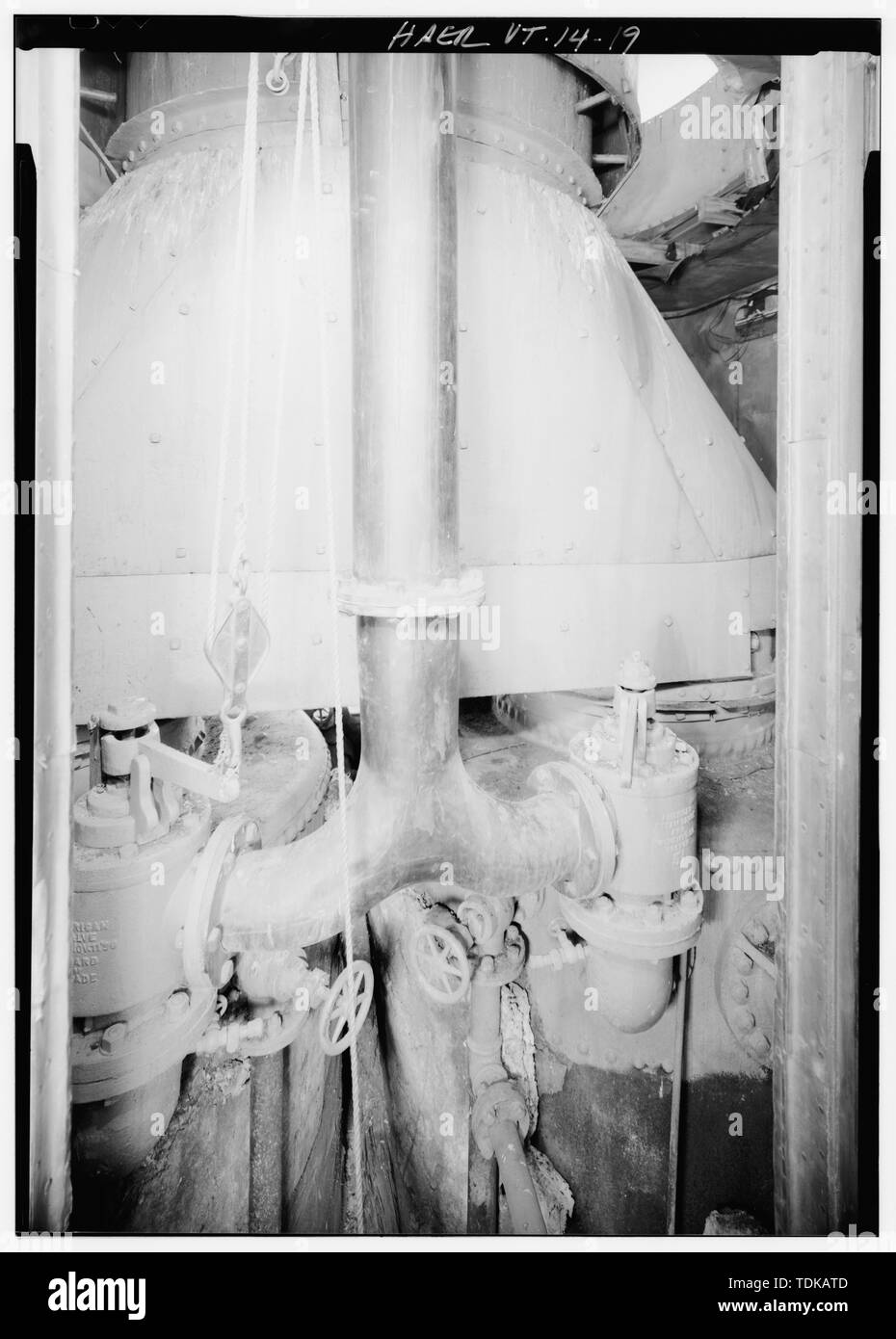 Smoke from pipe on ferry hi-res stock photography and images - Alamy