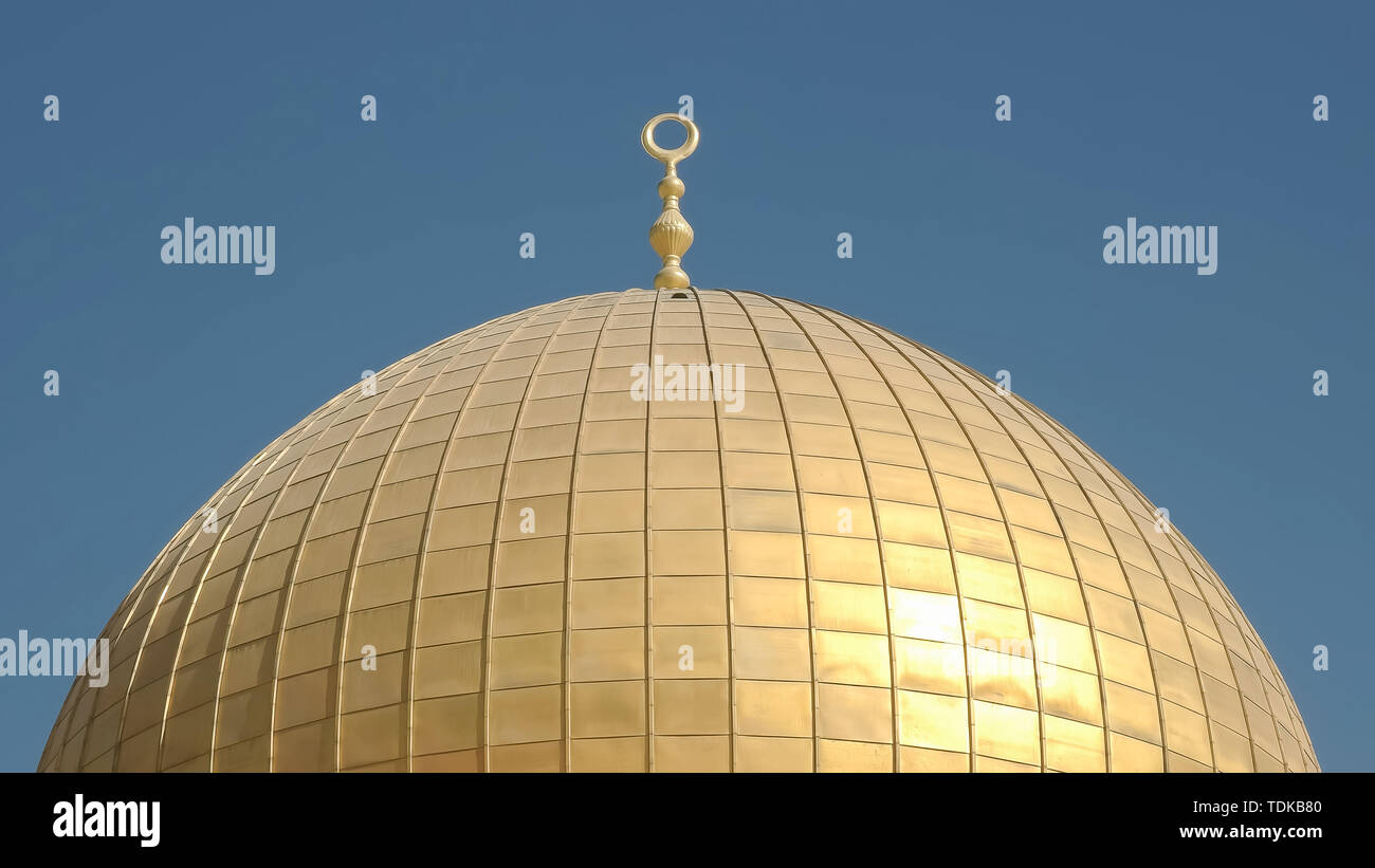 close up of the gilded dome of the rock mosque in jerusalem, israel ...