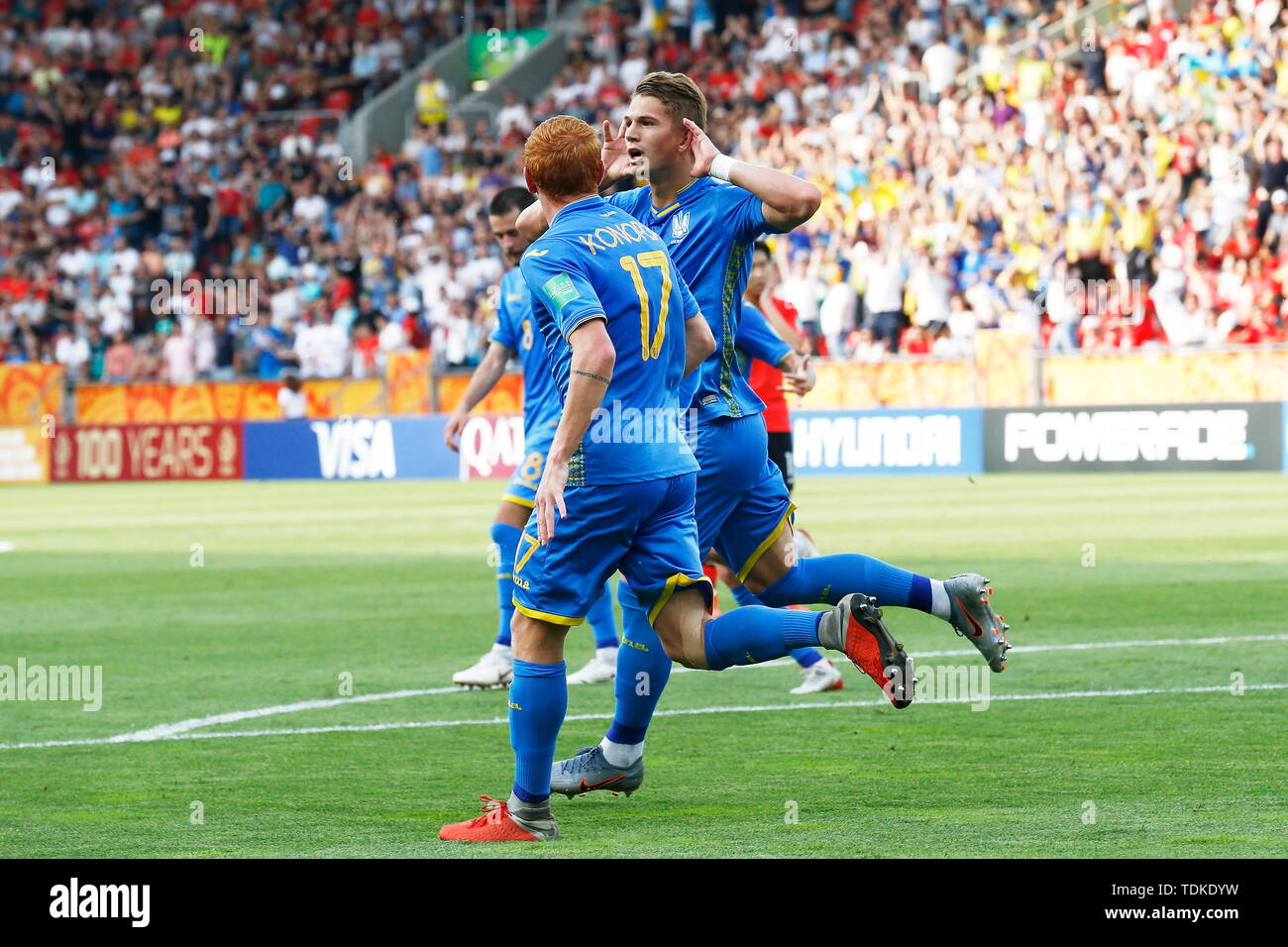 Korea goal poland world cup hi-res stock photography and images - Alamy