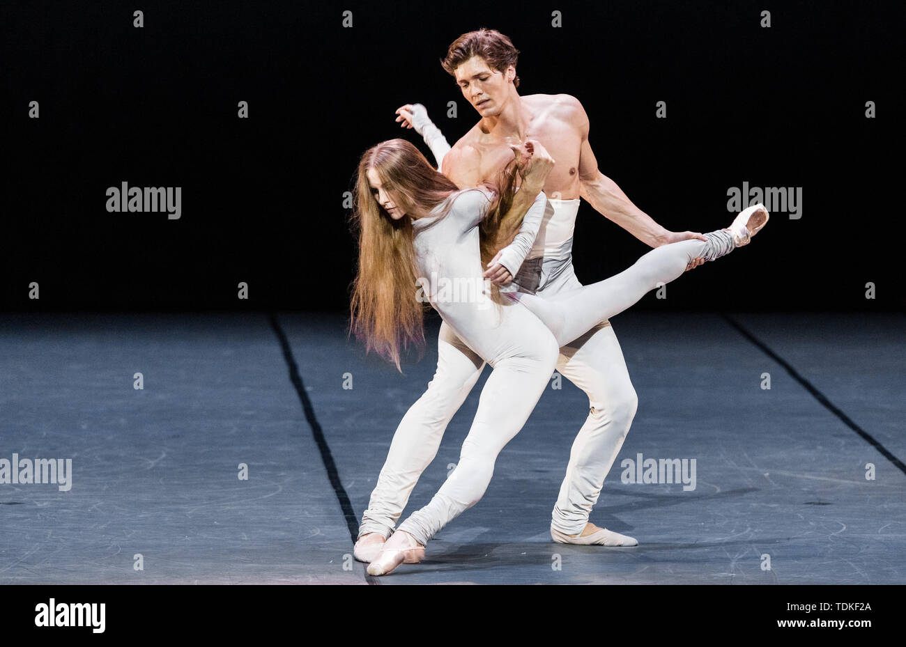 Hamburg, Germany. 14th June, 2019. The dancers Florian Pohl and Anna ...