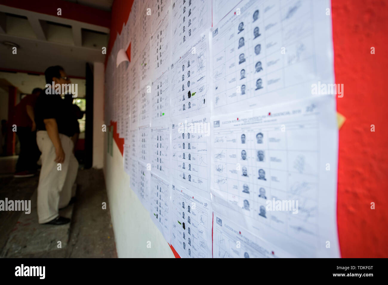 Fmln hi-res stock photography and images - Alamy