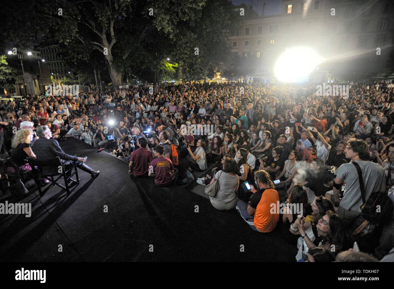 Rome, Italy. 16th June, 2019. Rome, Jeremy Irons at the arena in Piazza ...