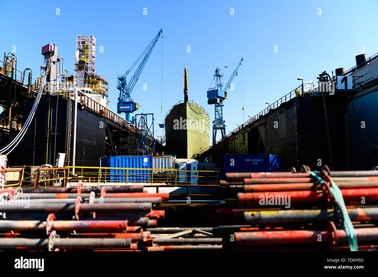 Bremerhaven nordenham hi-res stock photography and images - Alamy