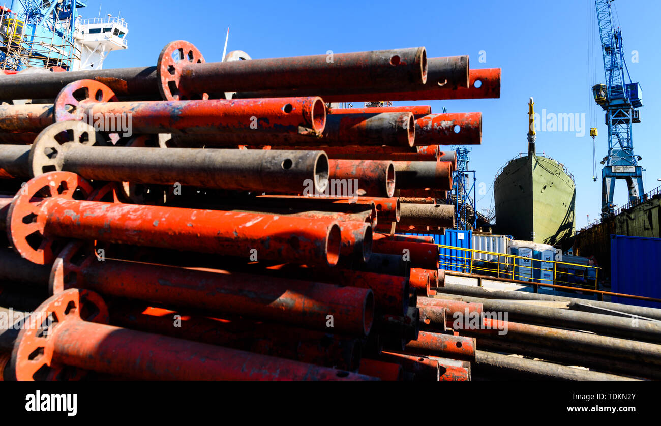 Alsfleth shipyard hi-res stock photography and images - Alamy