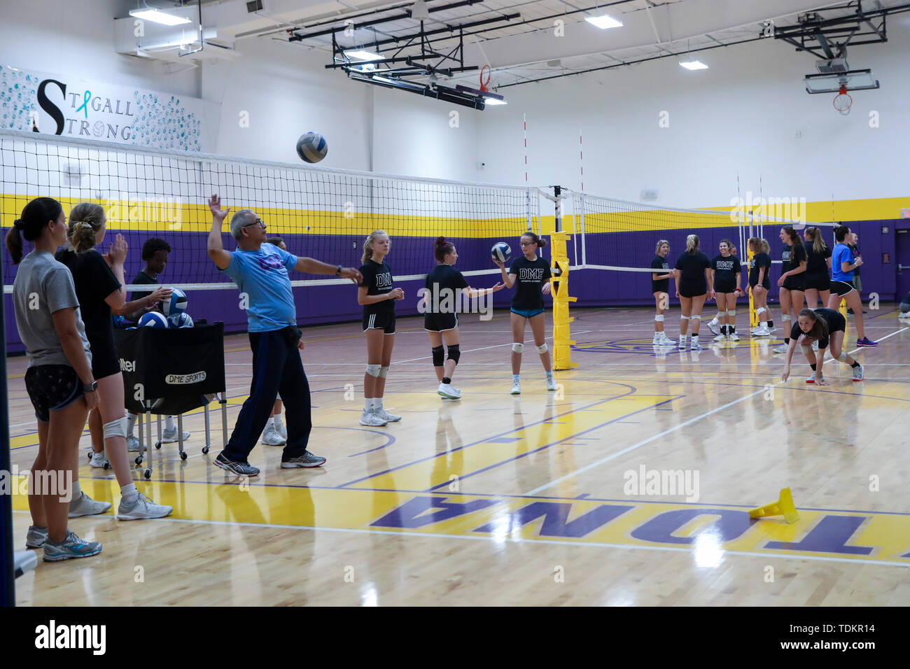 Volleyball skills hi-res stock photography and images - Alamy