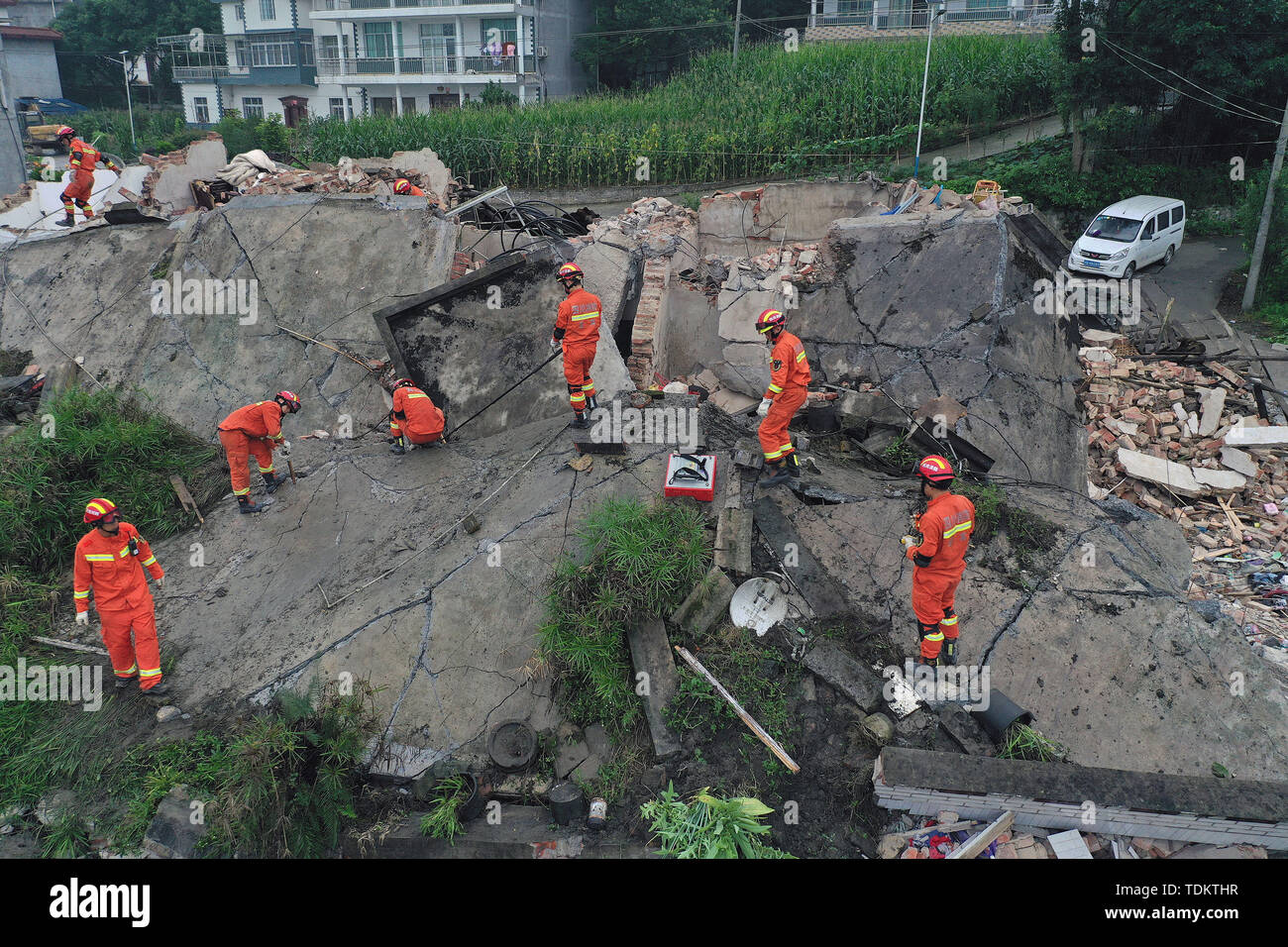 6 0 magnitude hi-res stock photography and images - Alamy