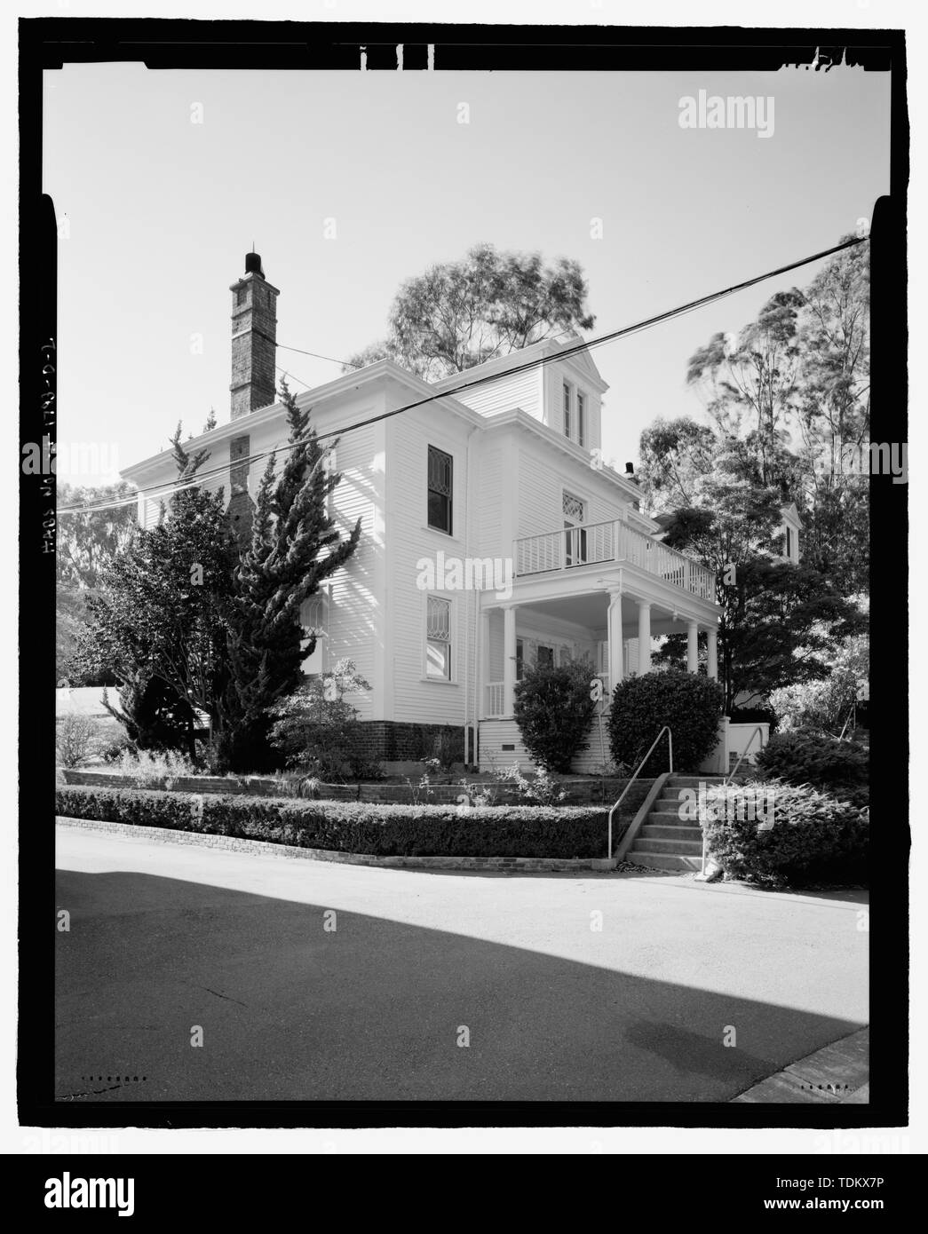 Naval station treasure island hi-res stock photography and images - Alamy