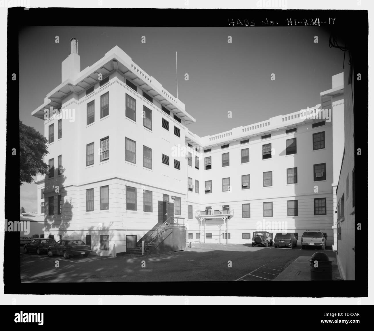 Enlisted mens barracks hi-res stock photography and images - Alamy