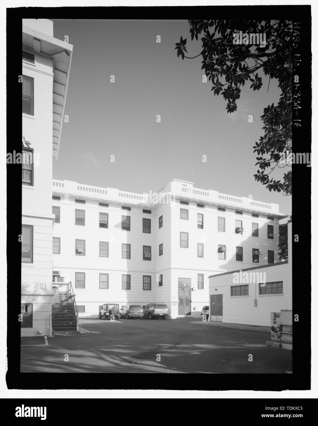Marine barracks pearl harbor Black and White Stock Photos & Images - Alamy