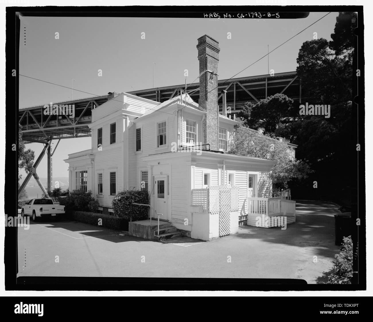 Naval station treasure island hi-res stock photography and images - Alamy