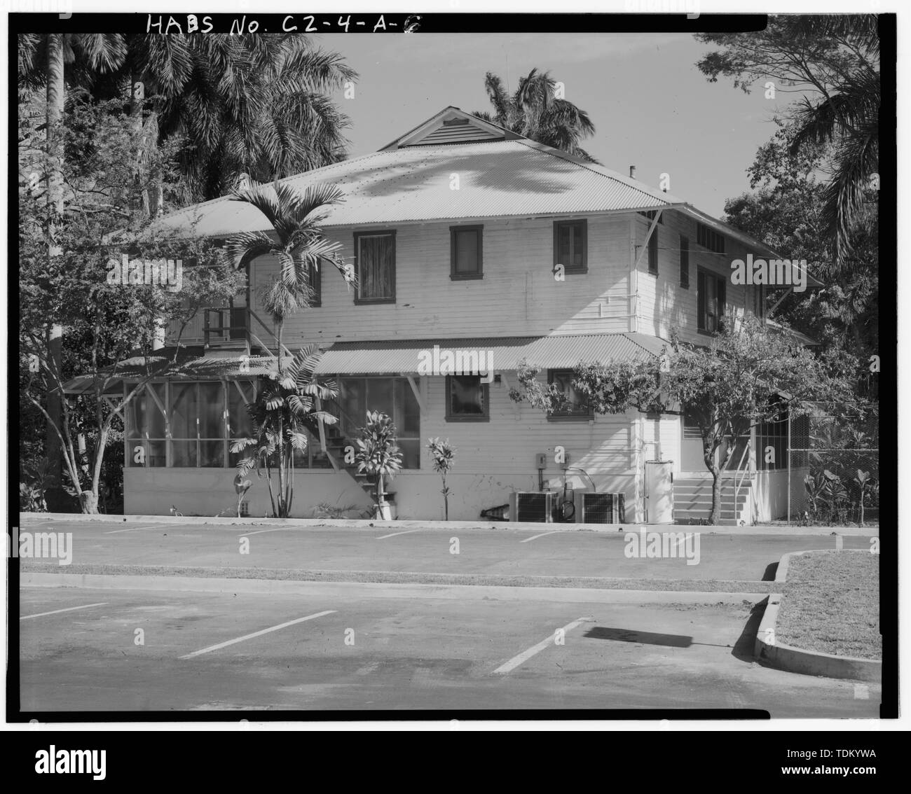 Oblique view of south and east sides, facing north-northwest. - Quarry ...