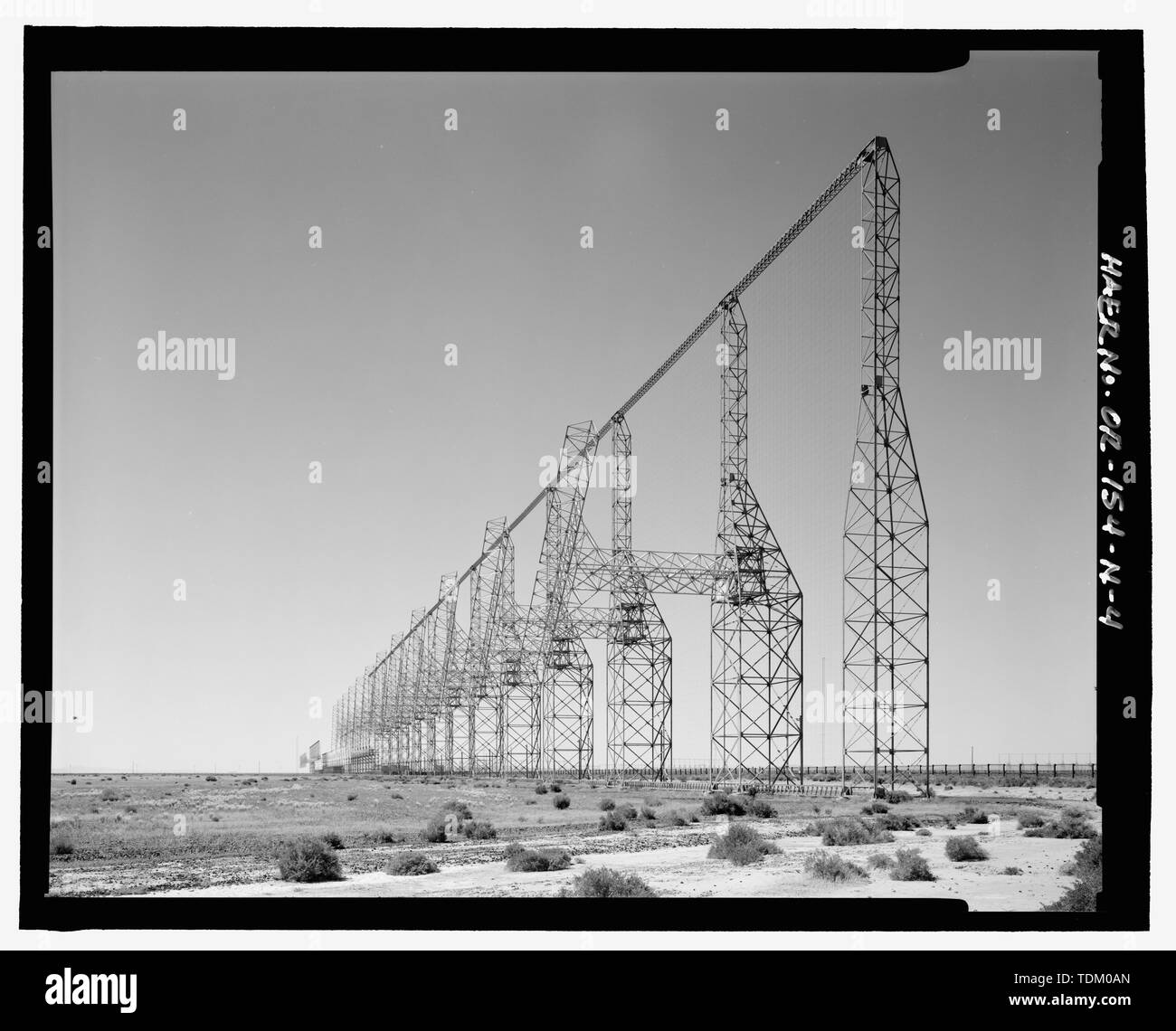 Sector antenna array Black and White Stock Photos & Images - Alamy