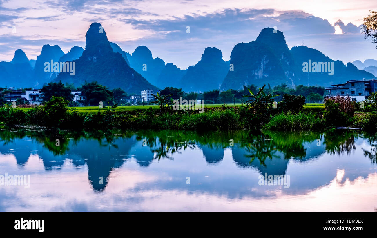 Mingshi hi-res stock photography and images - Alamy