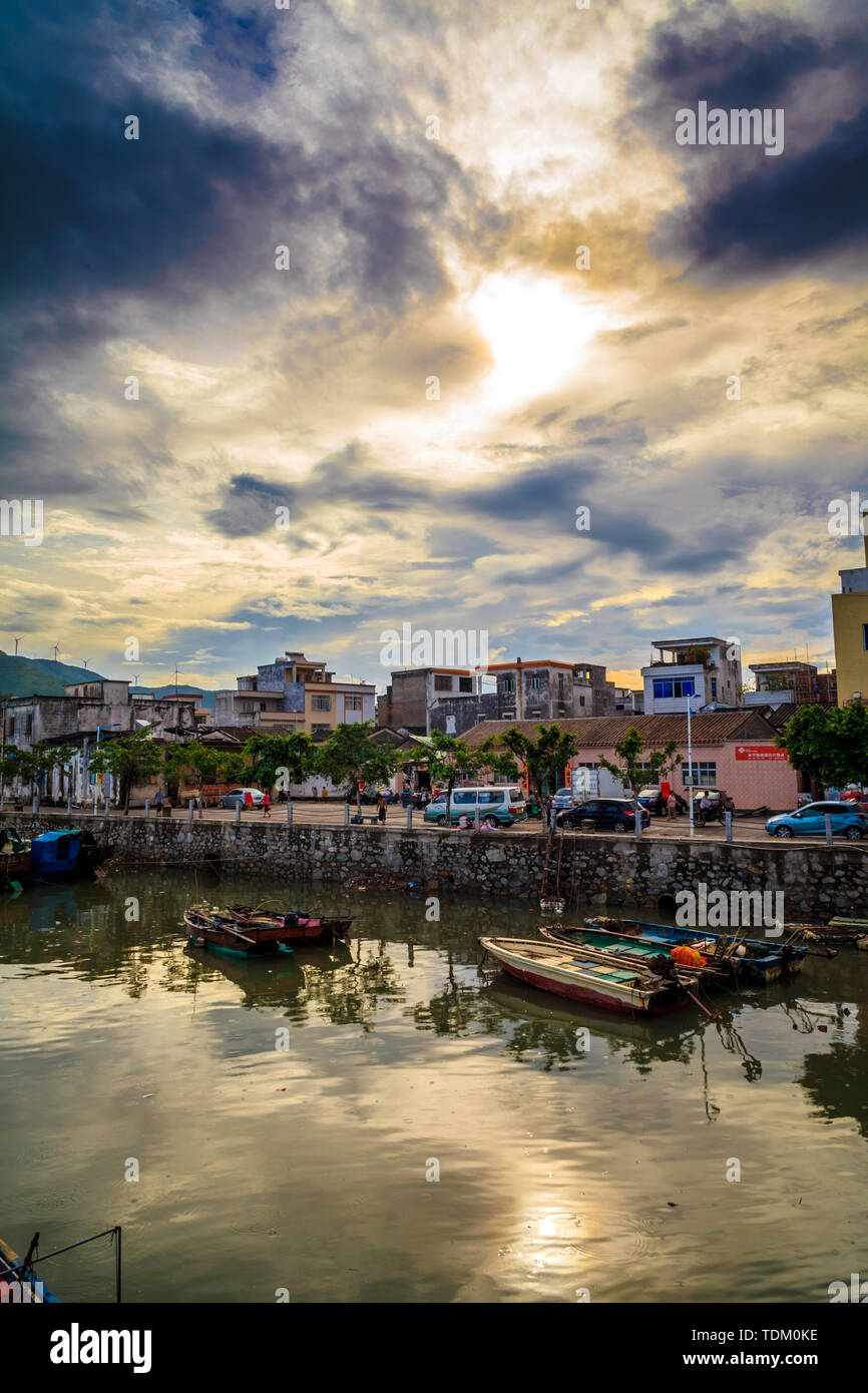 Yangjiang city hi-res stock photography and images - Alamy