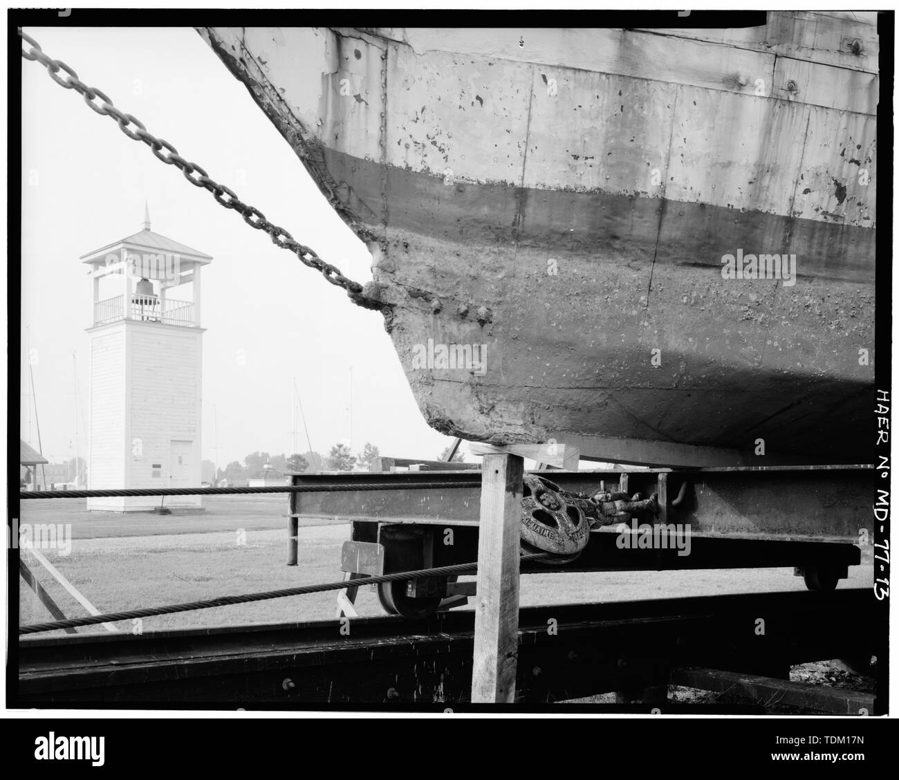 Outer stem (cut water), bobstay chain-plate, port side. - Two-Sail ...