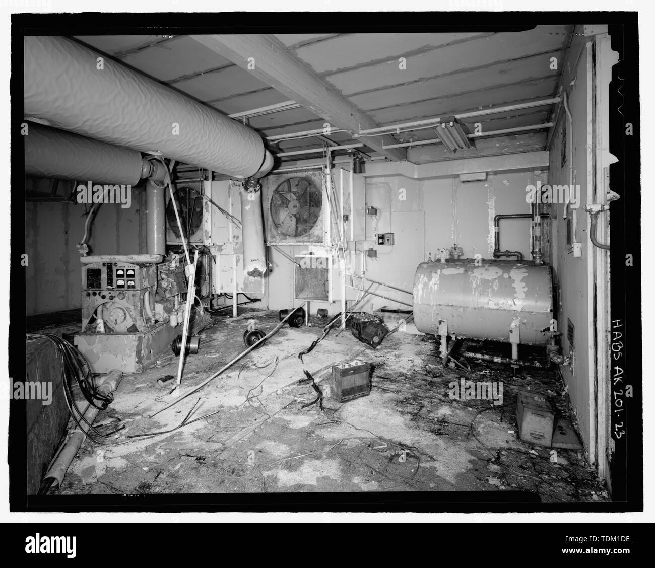 Overall room, Building 2, looking south - POW-3 Distant Early Warning ...