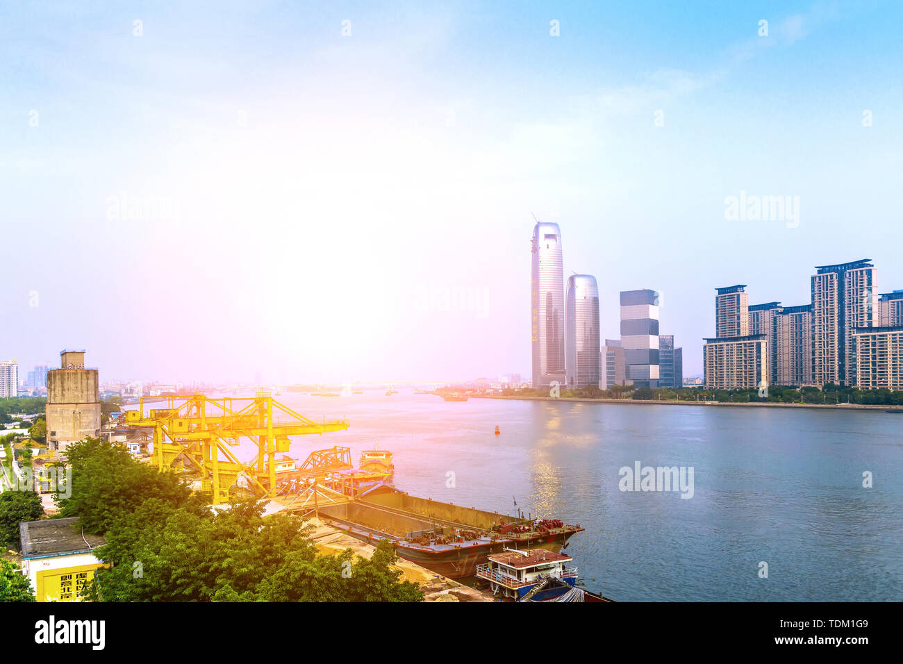 Guangzhou Piazhou City Scenery Stock Photo - Alamy