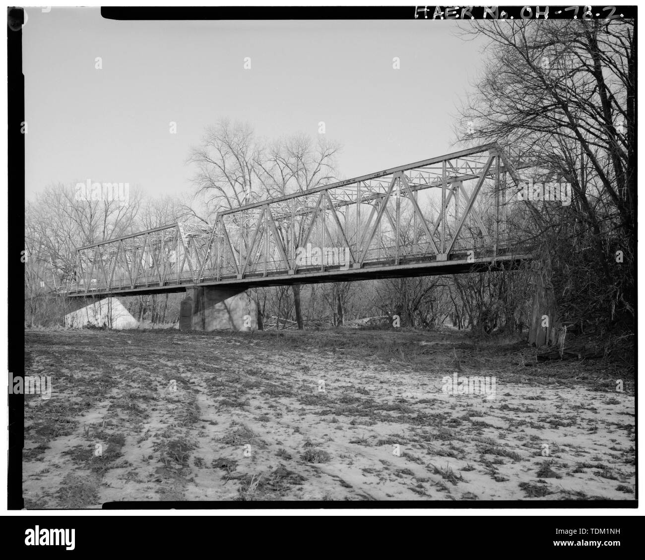 Looking north from bridge Black and White Stock Photos & Images - Alamy