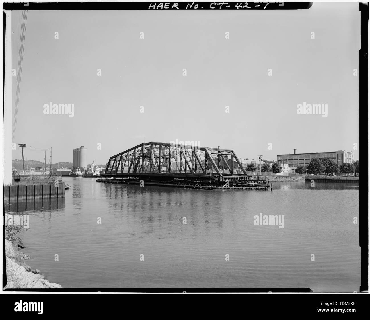 PANORAMIC VIEW OF SUPERSTRUCTURE, LOOKING NORTHEAST - Chapel Street ...