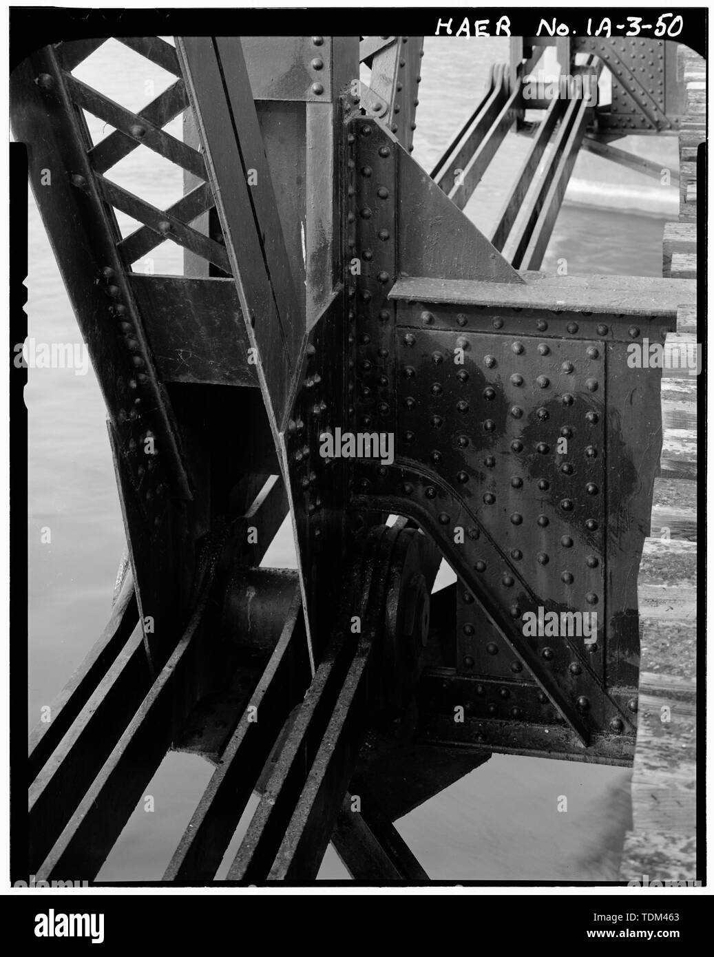 Bridge bottom chord hi-res stock photography and images - Alamy