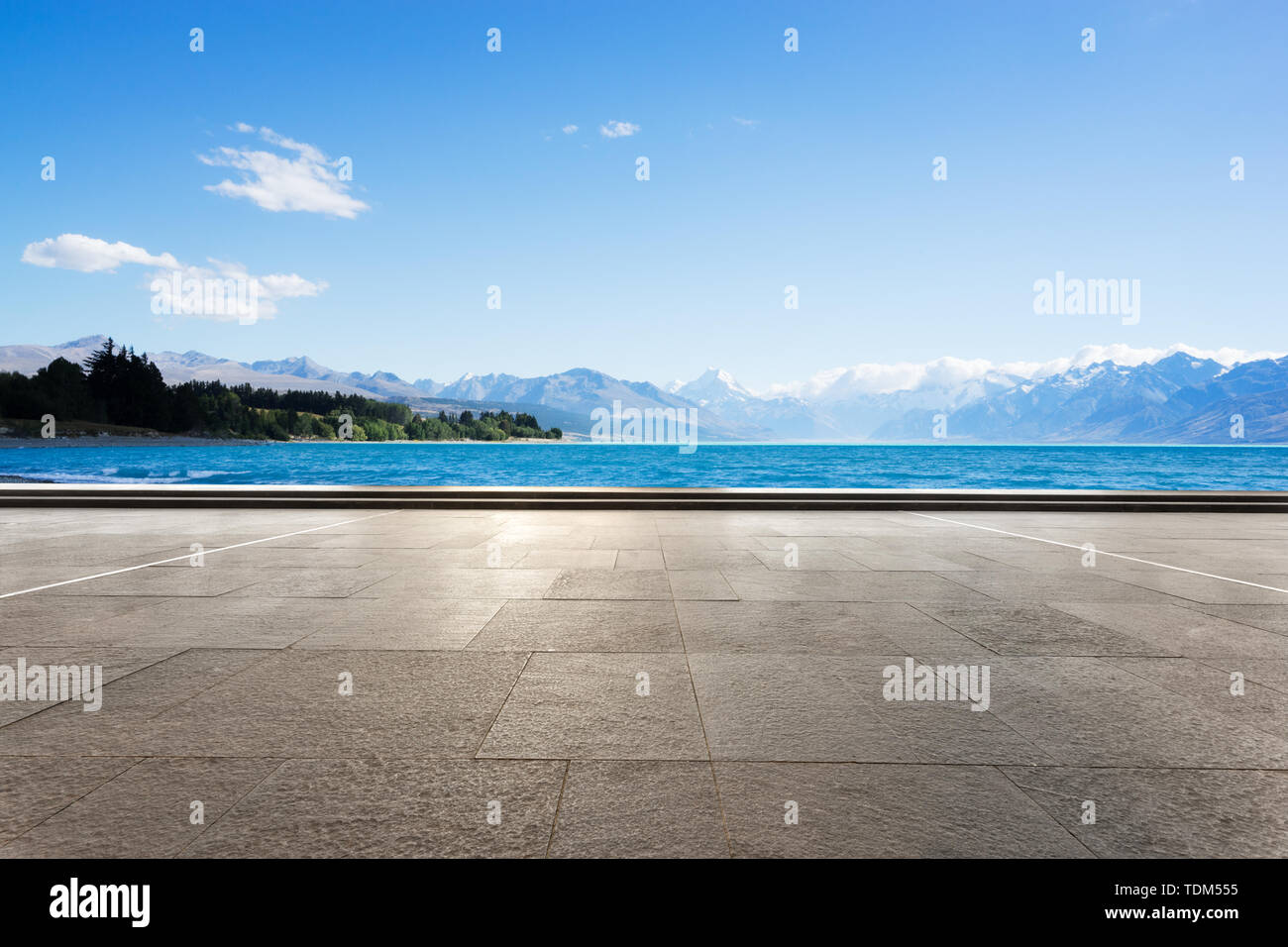 Empty ground blue sky hi-res stock photography and images - Alamy