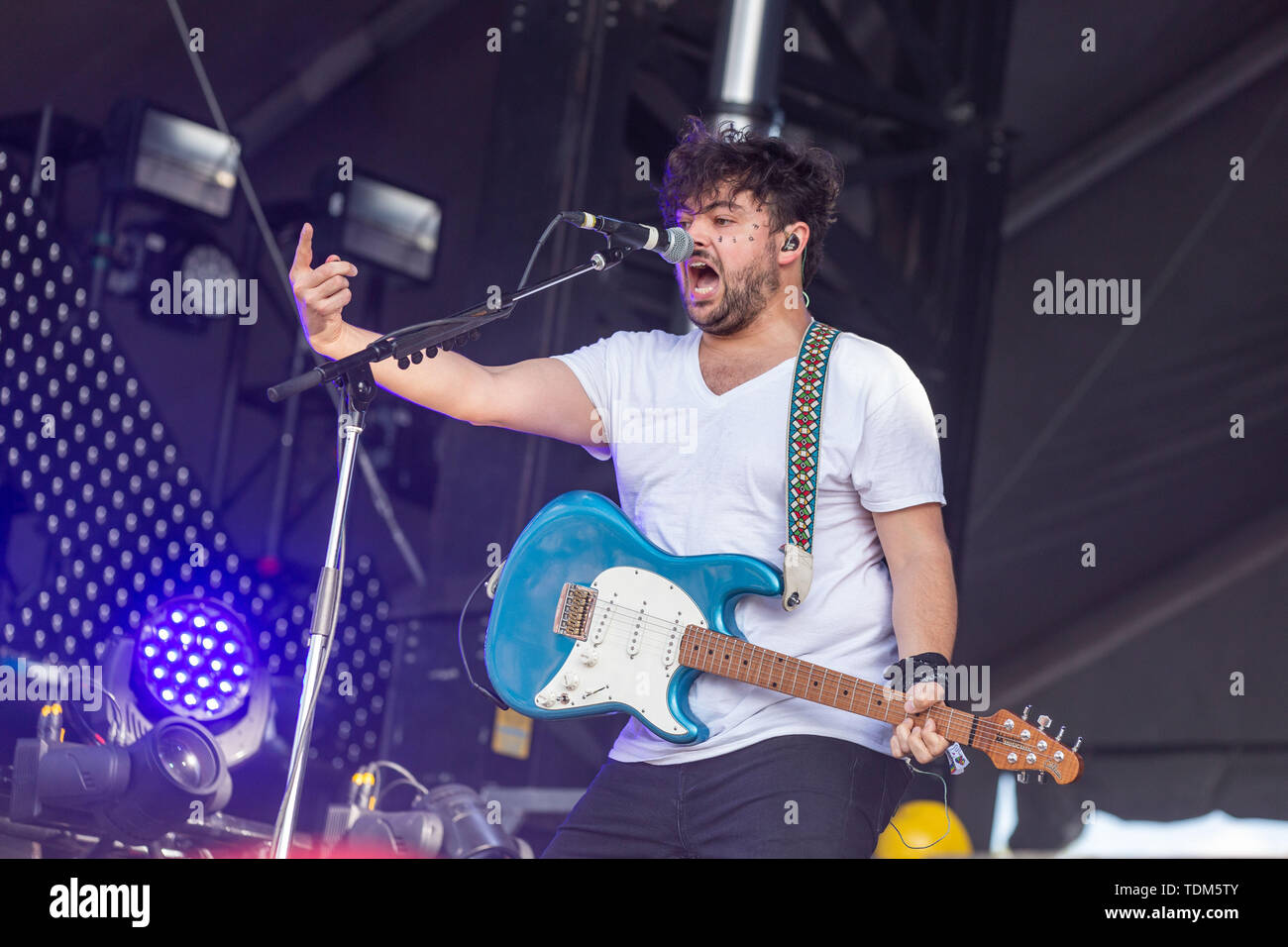 Eli Maiman Walk High Resolution Stock Photography and Images - Alamy