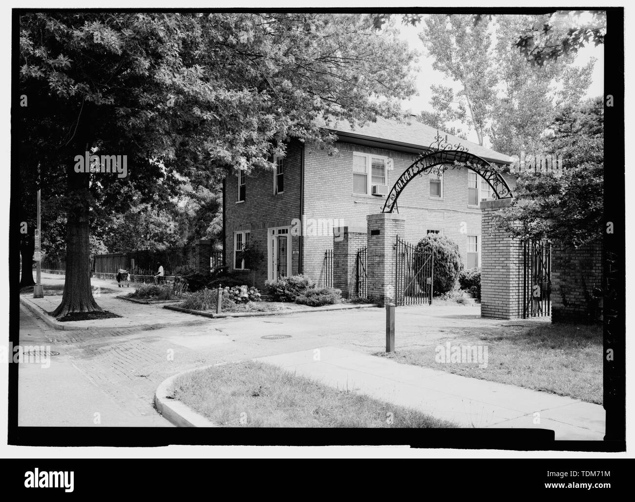 Gatehouse of congressional cemetery hi-res stock photography and images ...